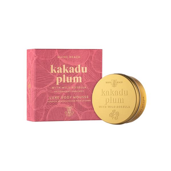 「マインビーチ　カカドゥプラム　ボディムース　150ml」は、シアバター、天然由来グリセリン、マカダミアシードオイル、ハイビスカスフラワーエキス、カカドゥプラムエキス配合のボディムースです。泡立てたホイップクリームのように軽い使い心地ですが...