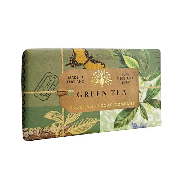 「ザ・イングリッシュソープカンパニー　アニバーサリーコレクション　ラグジュアリーシアバターソープ　グリーンティ　190g」は、ピュアベジタブルオイルをベースにシアバターを豊富に配合しました。贅沢な泡が肌を優しく包み込みながら洗い上げます。毎...