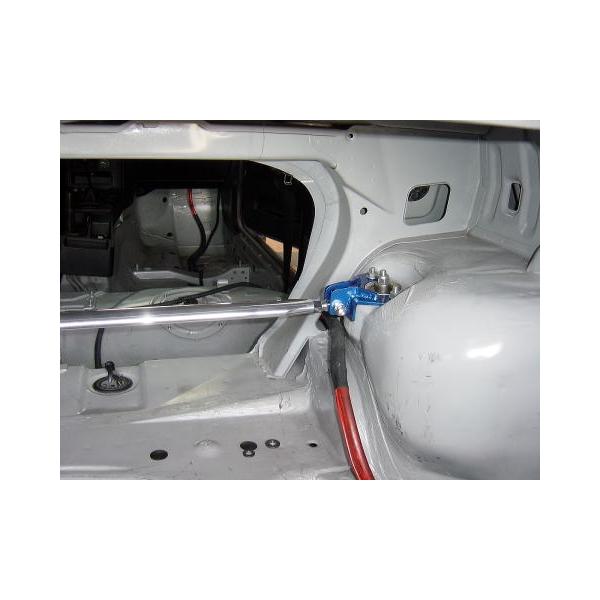 ■【商品名】ランウェイ (リア)ストラットバー■【適合車種/型式/年式】BMW 3シリーズ　E36 is4cyl車●【タイプ】Type OS(オーヴァルシャフト)●【品　番】IM0020-RTO-00●【備　考】カーペット加工必要