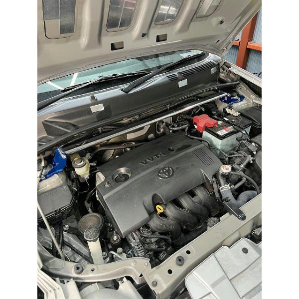 ■【商品名】フロント ストラットバー■【適合車種/型式/年式】TOYOTA　プロボックス/サクシード　NCP160V(2WD)　’14/09〜TOYOTA　プロボックス/サクシード　NHP160V(ＨＶ)　’18/12〜TOYOTA　プロボ...