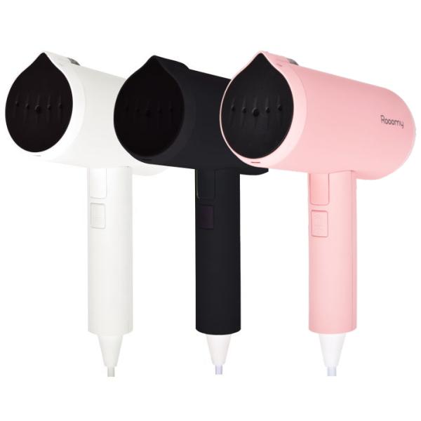 【Rooomy Stylish Steamer】噴射量がすごい高温ジェットスチーム「Stylish Steamer（スタイリッシュスチーマー）」。これ1つで、除菌・消臭・シワ伸ばし・花粉除去など、毎日のあらゆる場面で大活躍。アイロン面の温度...