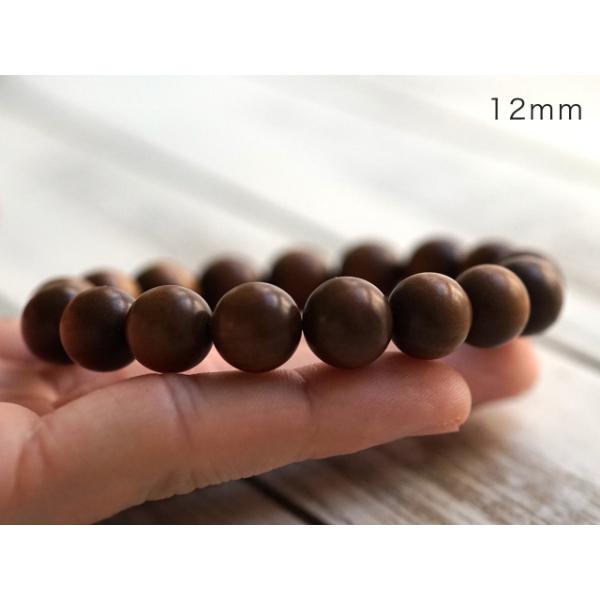 【FORESTBLUE サンダルウッド 白檀 ブレスレット】心安らぐ香りのブレスレット！エキゾチックで神聖な香りが特徴のインド産サンダルウッド（白檀）を使用したブレスレットです。心を落ち着かせ、リラックス効果をもたらす芳醇な香りを持ち、瞑想...