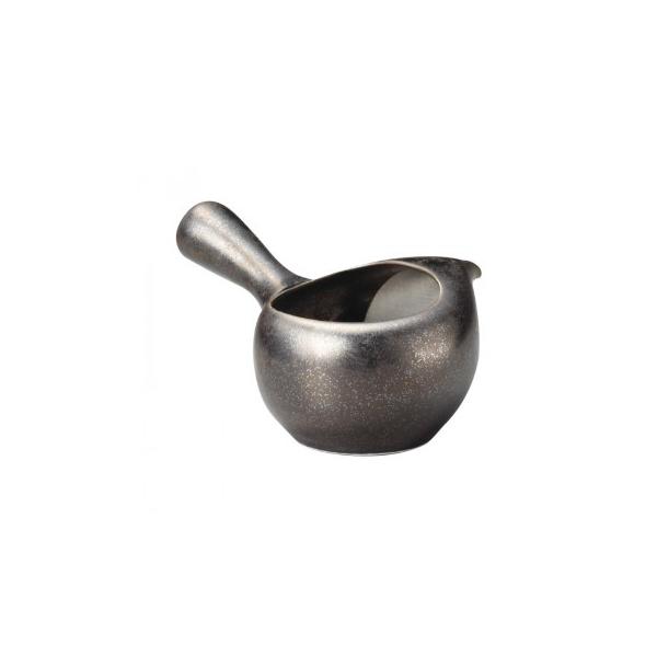気軽に手軽にお茶を楽しむ急須。蓋がない急須でお茶を簡単に淹れる。口も大きくザッと入れてもしっかり出せます。