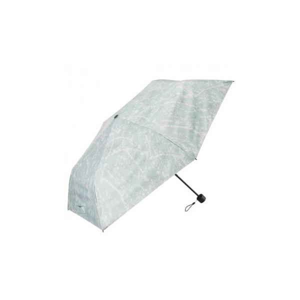 特殊な8本の骨構造で風に強い。通常よりも多い8本の骨構造です。しなやかに曲がって壊れにくいので、強い雨風にもしっかり対応します。