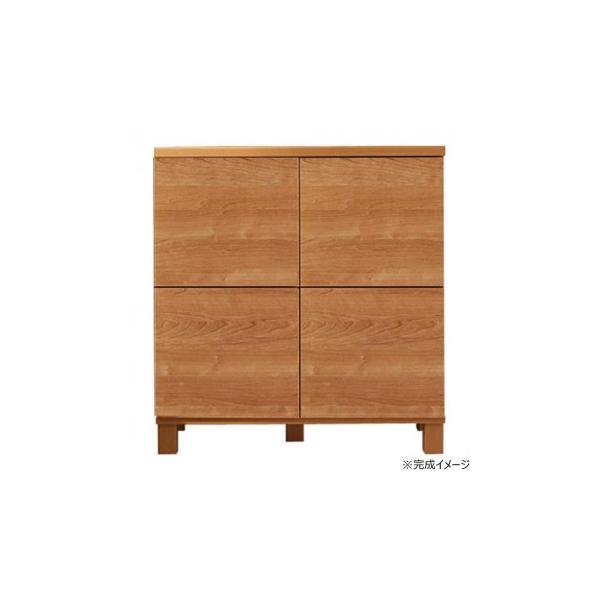 シンプルで機能的なデザインが特徴です。3列2段のマルチキャビネットです。スリムな設計で、リビングやダイニング、書斎などさまざまな空間になじみます。