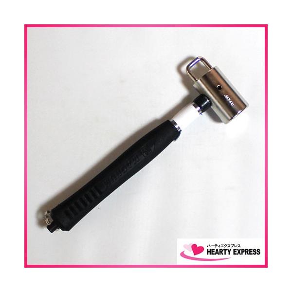 カクイ 足場ハンマー リング付 M-40 現場で働く方からのご要望で開発されたハンマーの横にリングを付け、ワンタッチで着脱可能な足場ハンマーです！カラビナに固定出来るので、突き上げによる落下を防ぎます！  仕様  品名 カクイ 足場ハンマー...