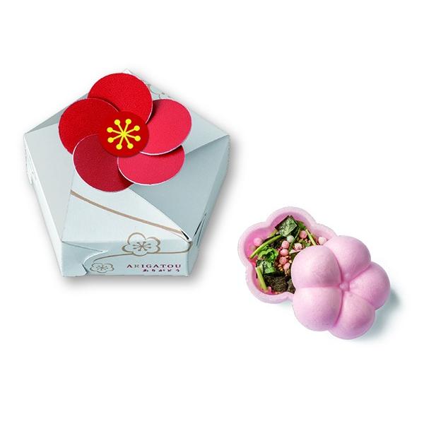 梅をかたどった最中にはいった可愛らしいお茶漬けご飯に花を咲かせましょう！＜サイズ＞78×78×52mm＜商品内容＞梅茶漬け最中　1個アレルギー成分：乳成分<賞味期限>5ヶ月※こちらの商品は5個単位でのご注文をお願い致しますウェデ...