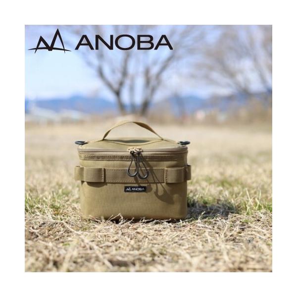 調味料やキャンプ小物を入れるのに最適なマルチなミニボックスがANOBA からデビュー。マルチギアボックスMに２個、Lに4個、シンデレラフィット。単独での使用度も。【SPEC】材質: ポリエステル・PP・ターポリン・PE板サイズ: 約20×1...