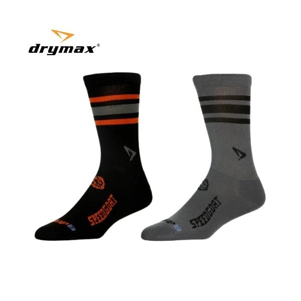 Lite Trail Run シリーズは、dymax社の売上ナンバーワントレイルソックス。全体的に軽く、また、内側が滑らかになり、つま先がシームレスに以前のモデルからアップデートされました。クルーは砂や小石などの異物が靴に入りにくくなってい...