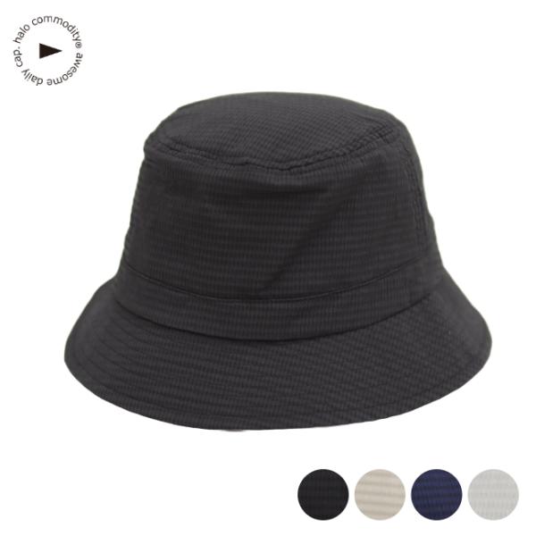 無数の通気孔があり通気性の高い快適機能素材に、撥水機能を併せ持つ、シアサッカーが涼しげな印象のハット。平天のクラウンに程よい長さのつばをあわせ、おさまり良く合わせやすいシルエットです。裏地にはメッシュを使用し、機能面を考慮しています。【SP...