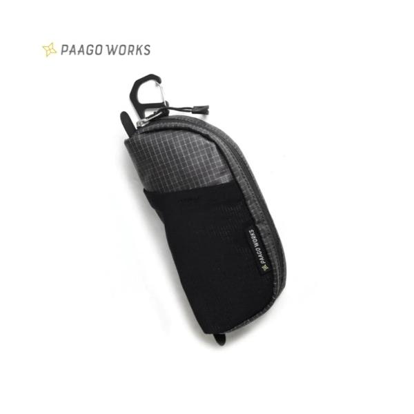 ユーザーからの要望の多かった左利き用。バックパックのショルダーハーネスにつけるポーチです。手軽に脱着できるのが特徴で、スマホ・財布・カメラなどの欲しい装備に素早くアクセスできる設計です。※2022年発売のモデルより、メインファブリックを42...
