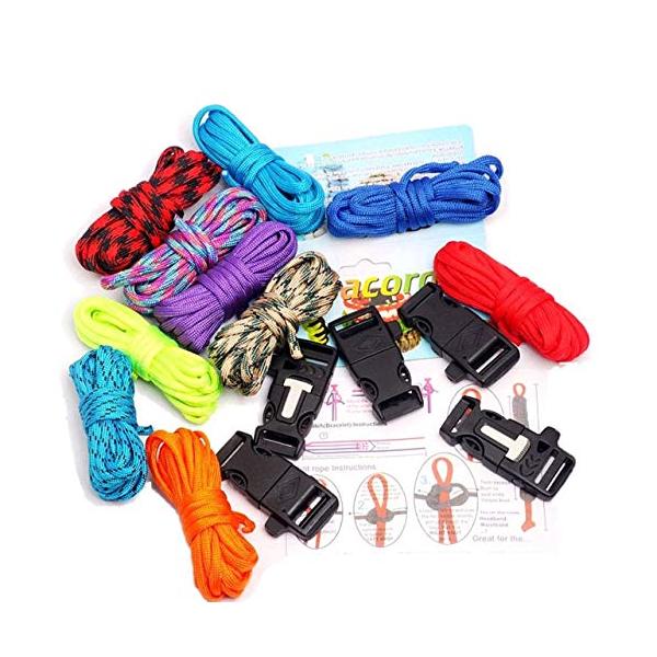 「商品情報」・キャンプでのテントやタープ用のロープなどに使えるパラシュートコード２０本セットです。軽くて持ち運びも便利なのでアウトドアシーンに重宝します。カラフルなデザインと柔軟性からアクセサリー作りの素材としても人気です。・軽量で丈夫 (...