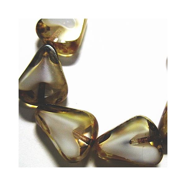 人気の高い【魅惑のチェコビーズ♪】16ｘ12ｍｍ