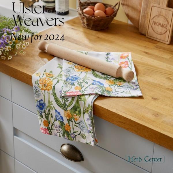 Ulster Weavers Est.1880 アルスター ウィーバーズ北アイルランドの洗練されたギフトウエアで生活をより豊かに。本場デザインのティータオルで、優雅なティータイムをお楽しみください。ティータイムのテーブルクロス、お皿ふきや水...