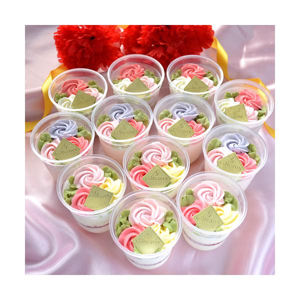 大好きなお母さんに感謝の気持ちを込めて・・。■リッチミルフィーユ練乳入り牧場リッチミルクアイスの間には、甘酸っぱいラズベリーソースとサクサクのクラッカーをサンド。■ティラミスエスプレッソが香る北海道産クリームチーズを使ったアイスに、ほろ苦コ...