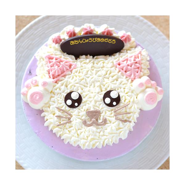 立体的にアイスを盛り付けたお顔の部分には純生クリームを絞り、口と鼻はココア生クリーム、耳と肉球は苺生クリームでデコレーションしました。背景にはブルーベリー生クリームを塗り、猫の目はコーティングチョコレートを使い、きゅるんと愛らしい瞳を純生ク...