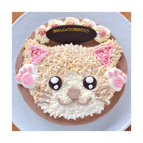 アニマルキャラクターアイスケーキにネコが仲間入り!顔の部分は立体的にアイスを盛り付け、キャラメル生クリームと純生クリームで絞り、鼻と口とヒゲはココア生クリーム、耳と肉球は苺生クリームでデコレーションしました。猫の目はコーティングチョコレート...