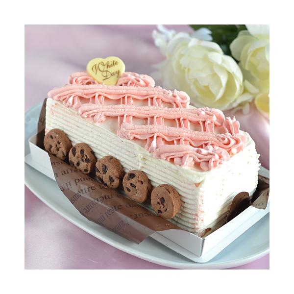 濃厚なレアチーズアイスにたっぷりの苺の果肉入りソースをマーブルに混ぜ、甘酸っぱさをアクセント！！側面は生クリームでデコレーションし、チョコチップクッキーを飾りました。上部には苺の生クリームで格子状にデコレーションして出来上がり。女性が喜ぶ旬...