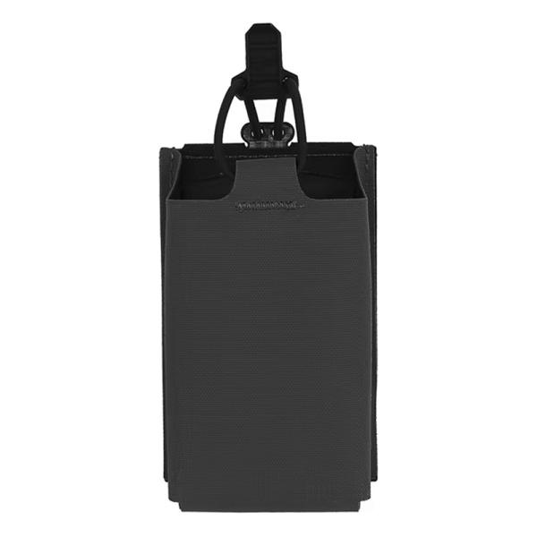 最速リロードを求めるシューターのために設計された高性能マガジンポーチです。強化樹脂製インサートと弾性コードによるテンション保持構造により、フラップやカバー無しでも優れた保持力を実現しつつ、スムーズなマガジン抜き取りが可能。スケルトン構造で軽...