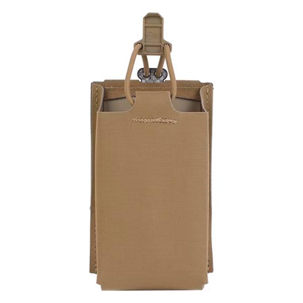 最速リロードを求めるシューターのために設計された高性能マガジンポーチです。強化樹脂製インサートと弾性コードによるテンション保持構造により、フラップやカバー無しでも優れた保持力を実現しつつ、スムーズなマガジン抜き取りが可能。スケルトン構造で軽...