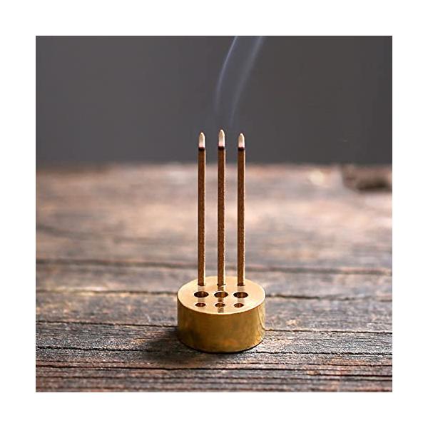 円筒形お香立て*1個/-/-・Color:円筒形お香立て*1個・商品仕様 素材：真鍮 サイズ：（円筒形）直径2cm*高さ1cm 穴サイズ：（円筒形）3mm、2.5mm、2mm パケージ内容：円筒形お香立て*1個・上質な材質 真鍮を採用してお...