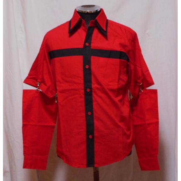 パンク系の二重襟シャツで、素材は綿100％です。サイズは実寸で、フリー（胸囲104cm・着丈71cm・肩幅46cm・半袖25cm・長袖62cm）です。