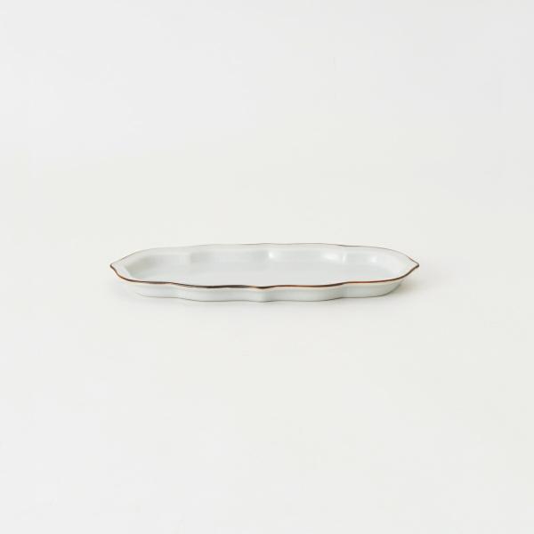 ・商品名：nyu-do・サイズ：21.7×11.1×H1.6cm・素材:磁器・色:ホワイト・生産地:石川県（九谷焼）・備考:食洗機、電子レンジ使用可