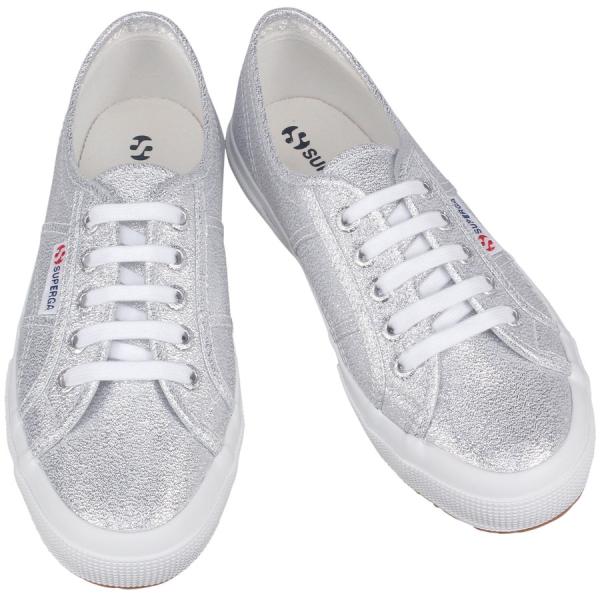 爆買 スペルガ Superga 正規販売店[サイズチャート]35：22.5cm36：23.0cm37：23.5cm38：24.0cm39：25.0cm40：25.5cmメーカー品番：S001820 2750 LAMEWアッパー：ポリエステル...