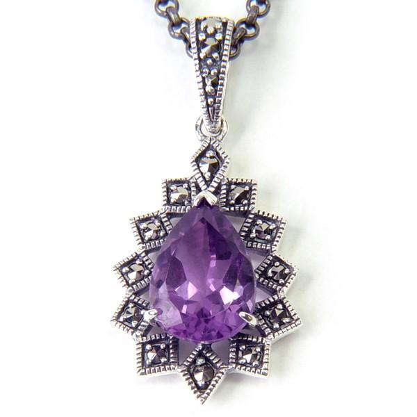 14213◆本体：シルバー925◆ストーン：アメジスト縦横約10.0×7.0mm◆脇石：マーカサイト◆大きさ：縦横約27.0×13.0mm（バチカン含）◆チェーン：真鍮燻し加工◆長さ：40ｃｍ＋5ｃｍアジャスター　◆総重量：約5.0ｇ◆参考...