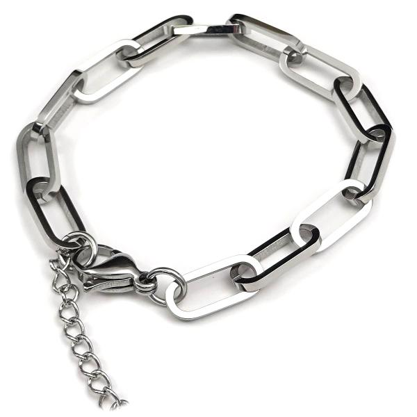 9236◆素材：STAINLESSSILVERペーパークリップチェーン◆サイズ：16cm＋アジャスター3cm◆コマ：縦ｘ横ｘ厚み/約6.0ｘ14ｘ1.38（mm）◆重さ：約6.0g☆☆☆＝おすすめポイント♪☆☆☆今、最もトレンドなペーパーク...