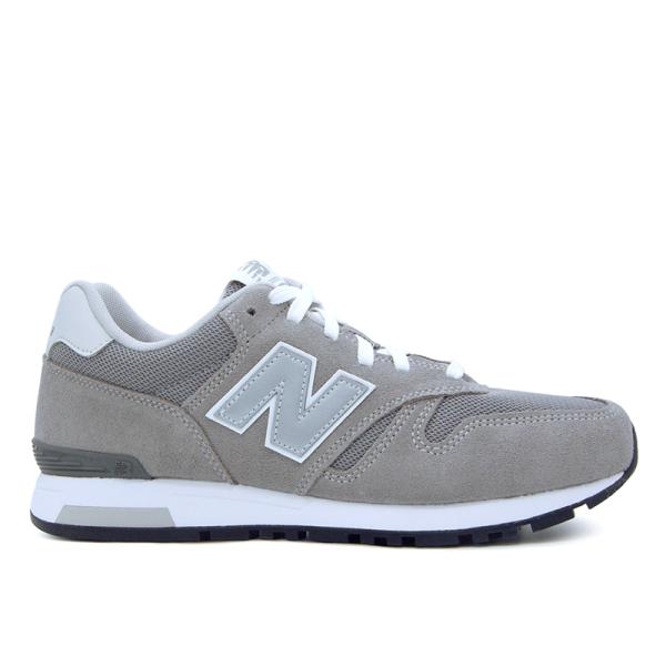 　オリジナルは1985年発売のオフロード用のランニングシューズ。アッパーの切り替えは1300によく似たデザインで、ミッドソールのカラーには1400のパターンを採用し、1300のアッパーに1400のソールを付けたようなデザインのモデルです。真...