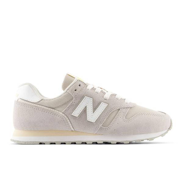 NEW BALANCE W373 ニューバランス　2026年春夏新作。ニューバランスのオーソドックスなランニングスタイルを提案するLIFESTYLEモデル「373」に新色が登場。風合いを醸し出すスエード/メッシュのアッパーを、やわらかなシー...