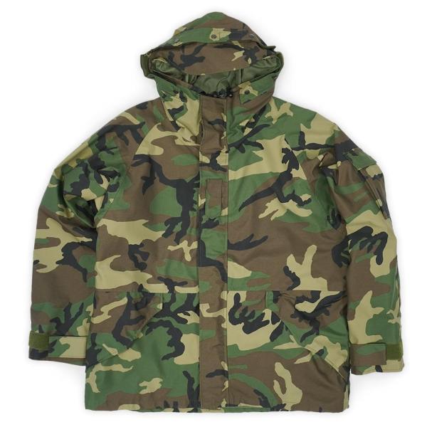 商品名：米軍実物 美品 00s US.ARMY ECWCS ゴアテックスパーカー GORE-TEX 迷彩 ミリタリー (-8507)表記サイズ：X LARGE-REGULAR実寸サイズ：着丈(襟元から裾):77cm  身幅(脇下から脇下):...