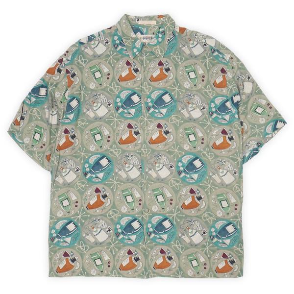 商品名：CAMPIA MODA 90s 90年代 カクテル 総柄 レーヨンシャツ 半袖 ビンテージ ヴィンテージ 古着 (-2686)表記サイズ：L実寸サイズ：着丈(襟元から裾):81cm  身幅(脇下から脇下):64cm  肩幅:56cm...