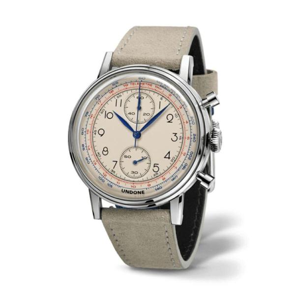 ヴィンテージクロノグラフの美学を現代に受け継ぐ、UNDONEの定番シリーズ「URBAN（アーバン）」。クラシカルな2カウンタークロノグラフデザインに、ドーム型風防や絶妙なケースバランスが融合し、どこか懐かしくも洗練された佇まいを実現。ケース...