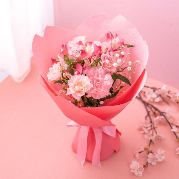 ■お届け2026/2/1 から 2026/4/30まで 3日後以降でご指定可■注文締切2026/04/27　14:00まで卒業、入学、就職などの新しい生活や大切な門出を祝いする春限定の花束です。淡いピンクのグラデーションに、これからの輝かし...