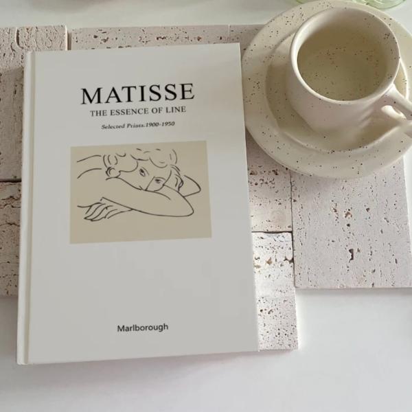 こちらお取り寄せ商品(2週間前後)になります。置くだけでおしゃれなお部屋に☆サイズ 縦 約14cm、横 約19cm 厚み 約1cm※海外から取り寄せた輸入品です。海外製特有の作りの甘さがあることがあります。検品はしましたが、細かい点(色ムラ...