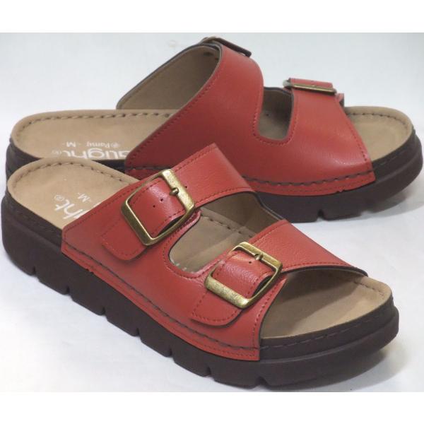 甲周りへのフィット感を調整できるダブルベルトタイプのコンフォートサンダルです。足裏にフィットするクッション性の良い高反発ウレタン使用のオリジナルフットベッドインソールを使用しています。屈曲性に優れた軽量設計マシュマライトソールが長時間の着用...