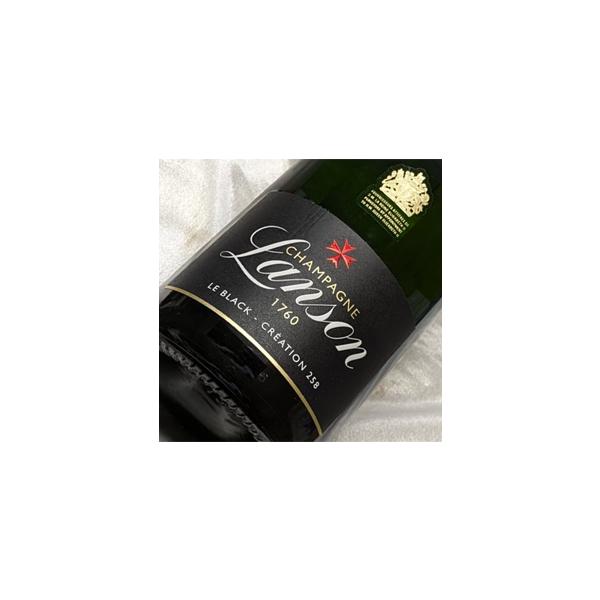 きめ細かな美しい泡立ち。瑞々しい柑橘類やリンゴ、ブリオッシュを想わせる上品なアロマ。繊細な果実味と伸びやかな酸が心地よい、洗練された味わいのシャンパーニュです。ランソン ブラック クリエイション Lanson Black Creation ...