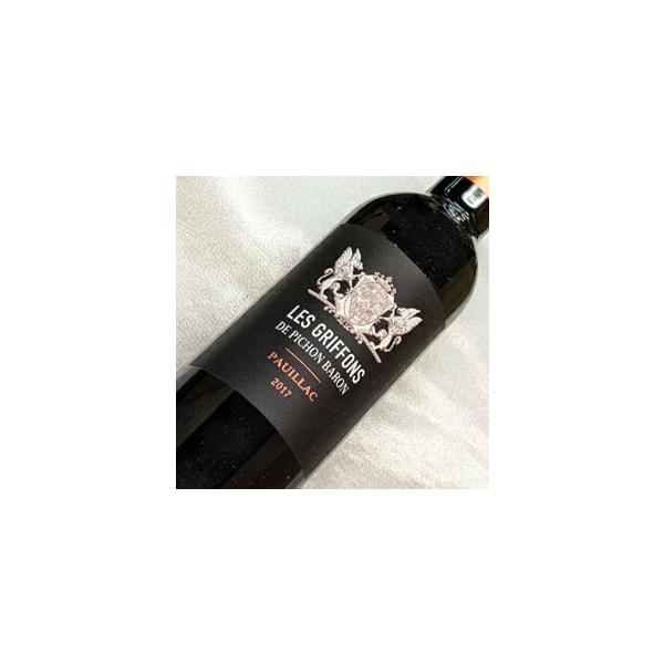 ピション・バロンのセカンドで、12年に初登場。従来のものがメルロー中心に対し、これはファーストと同じ畑のぶどうを使用し、カベルネ比率が60％。弟分と称されるスタイル。レ グリフォン ド ピション バロン 2017 ハーフボトル Les Gr...