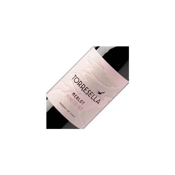 深いルビーレッド色。この土地で育つカベルネの特徴である陶酔するよう鋭い香りと魅力的なタンニンも伴う。リッチなソースを使った鶏料理。ジビエや熟成したチーズと相性が良い。正規品 トッレゼッラ メルロー Merlot Veneto IGT イタリ...