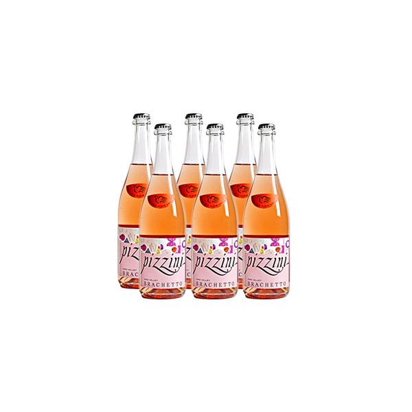 軽い泡立ちの低アルコール・ワイン。スイカ、イチゴの風味。甘みのある軽いアタックが、きれいなドライなフィニッシュへと続く。バランス良く、スムーズな喉ごしで、そのままでも、新鮮な生姜やミント、ライムなどを加えても楽しめる、誰でも楽しめるスタイル...