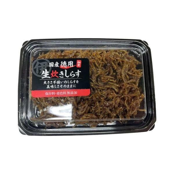 【商品説明】その日水揚げされたばかりの生”のしらすを高火力で“炊き”上げる独自製法にて、仕上げた逸品。 大筋など不揃いなしらすを中心に、訳ありお値打ちな商品です。【原材料】イワシ類稚魚(国産)、砂糖、醤油(大豆・小麦を含む)、酒、みりん【内...