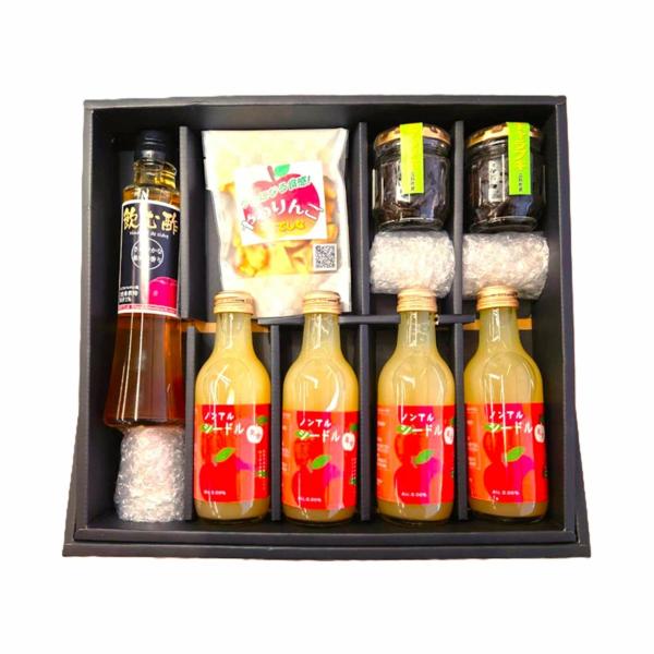 【商品説明】蓼科のオリジナル商品をまとめた、贈答用のセットです。 お中元、お歳暮になどお世話になった方への贈り物に最適です。【原材料】【飲む酢】りんご酢(シードル(国内製造))、糖類(果糖ぶどう糖液糖、イソマルトオリゴ糖シロップ)、りんご蜂...