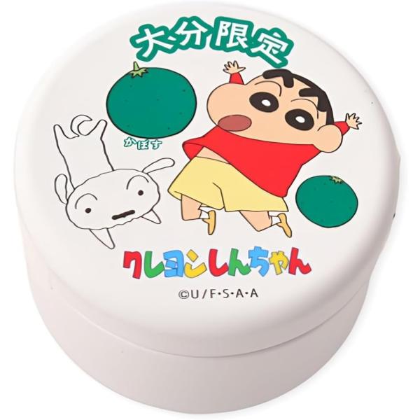 【商品説明】大分限定のクレヨンしんちゃん金平糖缶です。 大分名物かぼすのイラストのデザインです。 食べた後も小物入れに使えるコロンと丸い可愛い缶入りで、しかも地域限定品なので、クレヨンしんちゃんファンには嬉しいと思います。 大分のお土産にぜ...