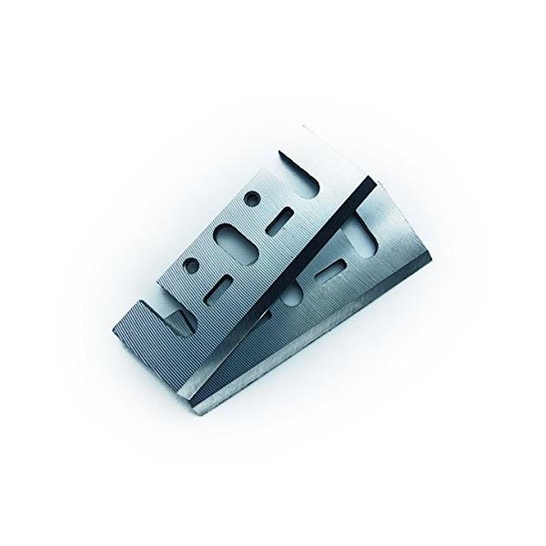 ◆商品名：電気カンナ刃 マキタ 電動カンナ 1900B 用 ハイス刃マキタ電気鉋用の替刃【用途】 木材の表面の削り作業【注意】 ※2枚一組ですので、2枚同時に交換して下さい。※電動本機の電源を必ず切ってから、ゆるみが無いようにしっかりと取り...