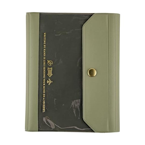 ◆商品名：ほぼ日手帳 オリジナル(A6)手帳カバー aileron（オリーブ）ほぼ日手帳 オリジナル(A6)手帳カバー aileron（オリーブ）A6サイズのほぼ日手帳本体用の手帳カバーです。手帳をくるっと包みボタンで留められる３つ折りタイ...