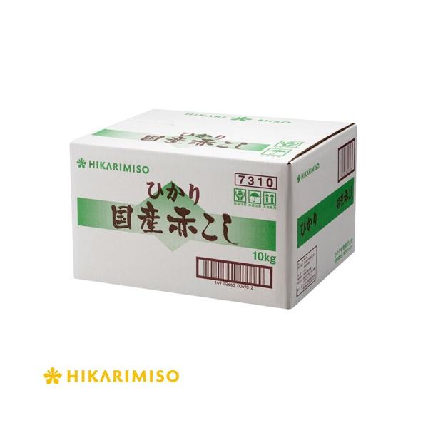 【味の特徴】うまみに優れた国産大豆と米こうじのほのかな甘みのバランスが絶妙なこしみそです。【色合い】深い熟成による赤系のおみそです。【包装形態】おみそは厚手のビニール袋に詰め、写真（上）のようなダンボール箱に入れてお届け致します。