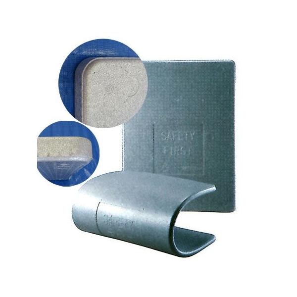 １枚税別3218円厚さ４０ミリ。サイズ９００×１４００ミリ。決済は銀行振り込みのみです。発泡成形板で、軽くて耐久性抜群！引越し用品　引越資材　物流用品　トラック用緩衝材■送料　…　本州は無料です。※一部の地域のみ送料がかかります。　北海道・...