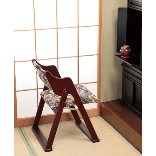 沖縄 離島へは配達できない商品です。収納に便利な折りたたみ椅子。座面と背部のクッションは程良い弾力でやさしい座り心地。仏壇前でラクに座れます。腰やひざが痛い方に。正座やあぐらが苦手な方に。折りたためばコンパクトに。脚底は畳に傷をつけにくい構...